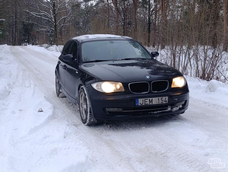 Melns BMW 116 2007 Kauņa, ar dzinēja tilpumu 1.60 L un nobraukumu 247 tūkst. km par 1699 €, foto 3 vietnē AUTOMOTO.COM.LV