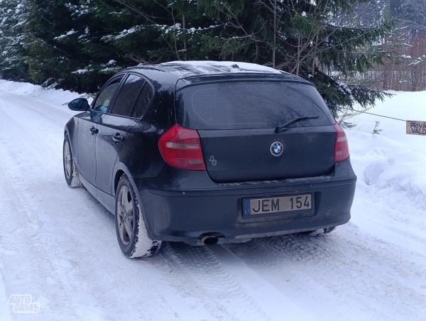 Black BMW 116 2007 in Kaunas, with an engine capacity of 1.60 L and mileage of 247 thousand km for 1699 €, photo 7 on AUTOMOTO.COM.LV