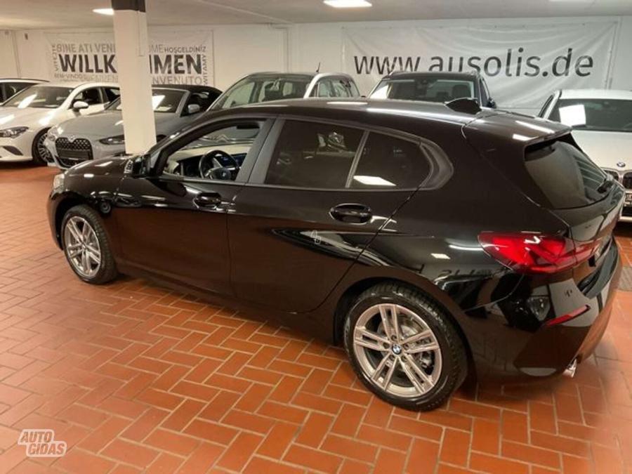 Melns BMW 116 2023 Kauņa, ar dzinēja tilpumu 1.50 L un nobraukumu 72 tūkst. km par 23783 €, foto 5 vietnē AUTOMOTO.COM.LV