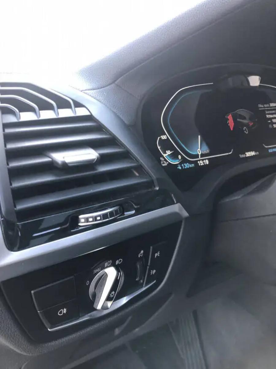 Blue BMW 116 2021 in Riga, with an engine capacity of 0.00 L and mileage of 31 thousand km for 53900 €, photo 21 on AUTOMOTO.COM.LV