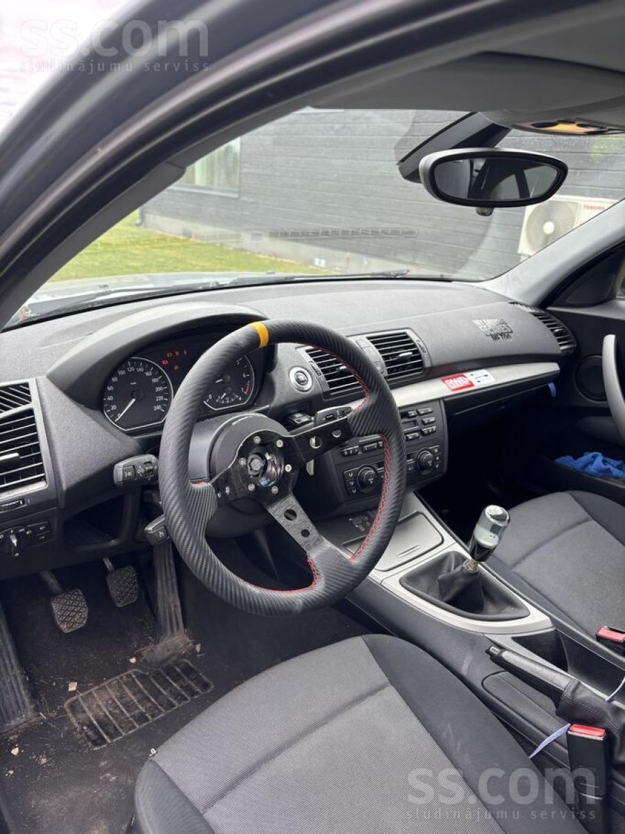 Zils BMW 116 2004 Rīga, ar dzinēja tilpumu 1.60 L un nobraukumu 325 tūkst. km par 1250 €, foto 8 vietnē AUTOMOTO.COM.LV