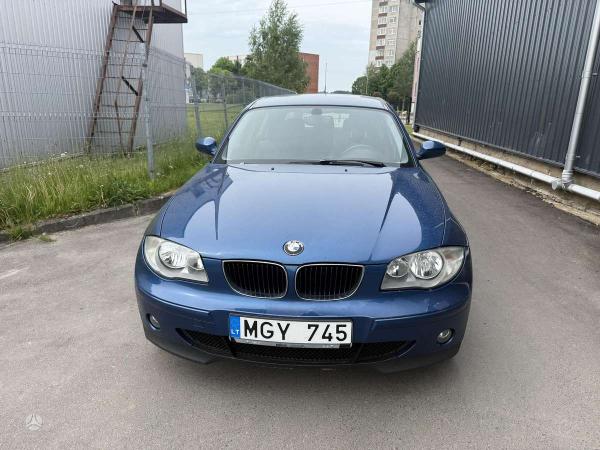 Blue BMW 116 2005 in Telschi, with an engine capacity of 1.60 L and mileage of 261 thousand km for 1100 €, photo 2 on AUTOMOTO.COM.LV