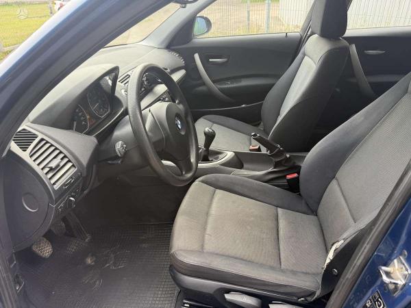 Blue BMW 116 2005 in Telschi, with an engine capacity of 1.60 L and mileage of 261 thousand km for 1100 €, photo 9 on AUTOMOTO.COM.LV