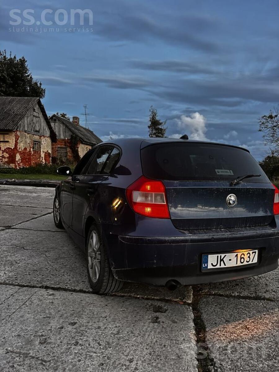 Zils BMW 116 2005 Dobele, ar dzinēja tilpumu 1.60 L un nobraukumu 273 tūkst. km par 1100 €, foto 7 vietnē AUTOMOTO.COM.LV