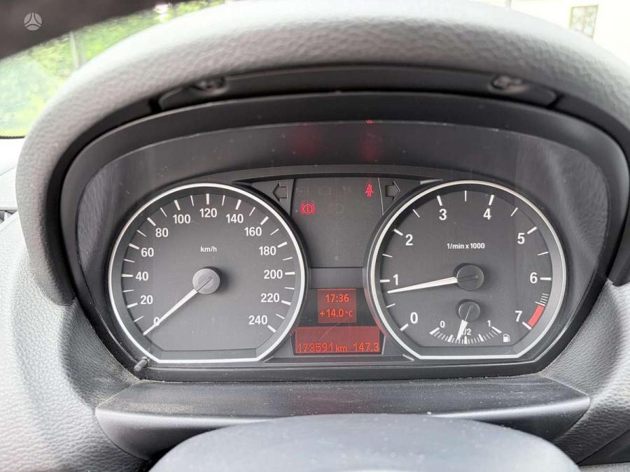 Blue BMW 116 2009 in Kaunas, with an engine capacity of 1.60 L and mileage of 174 thousand km for 2900 €, photo 3 on AUTOMOTO.COM.LV