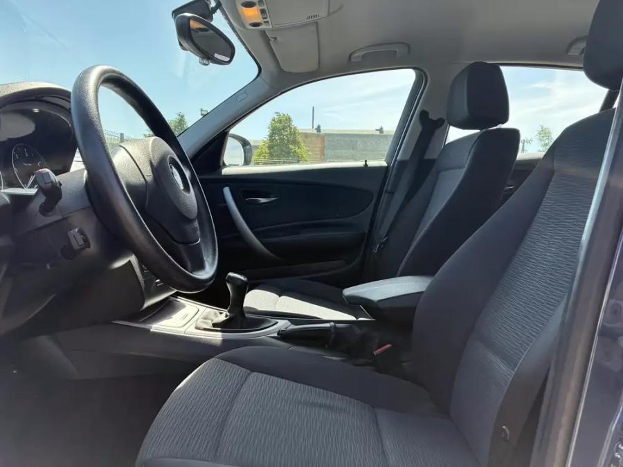 Zils BMW 116 2010 Saldus, ar dzinēja tilpumu 2.00 L un nobraukumu 240 tūkst. km par 5200 €, foto 9 vietnē AUTOMOTO.COM.LV