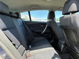 Zils BMW 116 2010 Saldus, ar dzinēja tilpumu 2.00 L un nobraukumu 240 tūkst. km par 5200 €, foto 14 vietnē AUTOMOTO.COM.LV