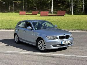 Zils BMW 116 2010 Alīta, ar dzinēja tilpumu 2.00 L un nobraukumu 204 tūkst. km par 2700 €, foto  vietnē AUTOMOTO.COM.LV