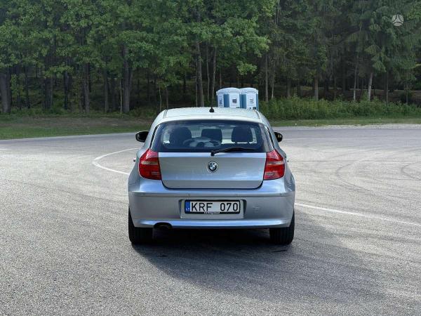 Zils BMW 116 2010 Alīta, ar dzinēja tilpumu 2.00 L un nobraukumu 204 tūkst. km par 2700 €, foto 7 vietnē AUTOMOTO.COM.LV