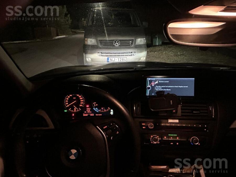 Blue BMW 116 2011 in Riga, with an engine capacity of 2.00 L and mileage of 270 thousand km for 6688 €, photo 11 on AUTOMOTO.COM.LV