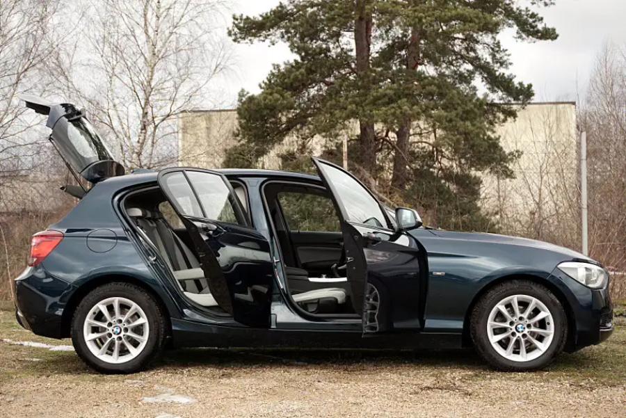 Zils BMW 116 2011 Rīga, ar dzinēja tilpumu 1.60 L un nobraukumu 218 tūkst. km par 7700 €, foto 14 vietnē AUTOMOTO.COM.LV