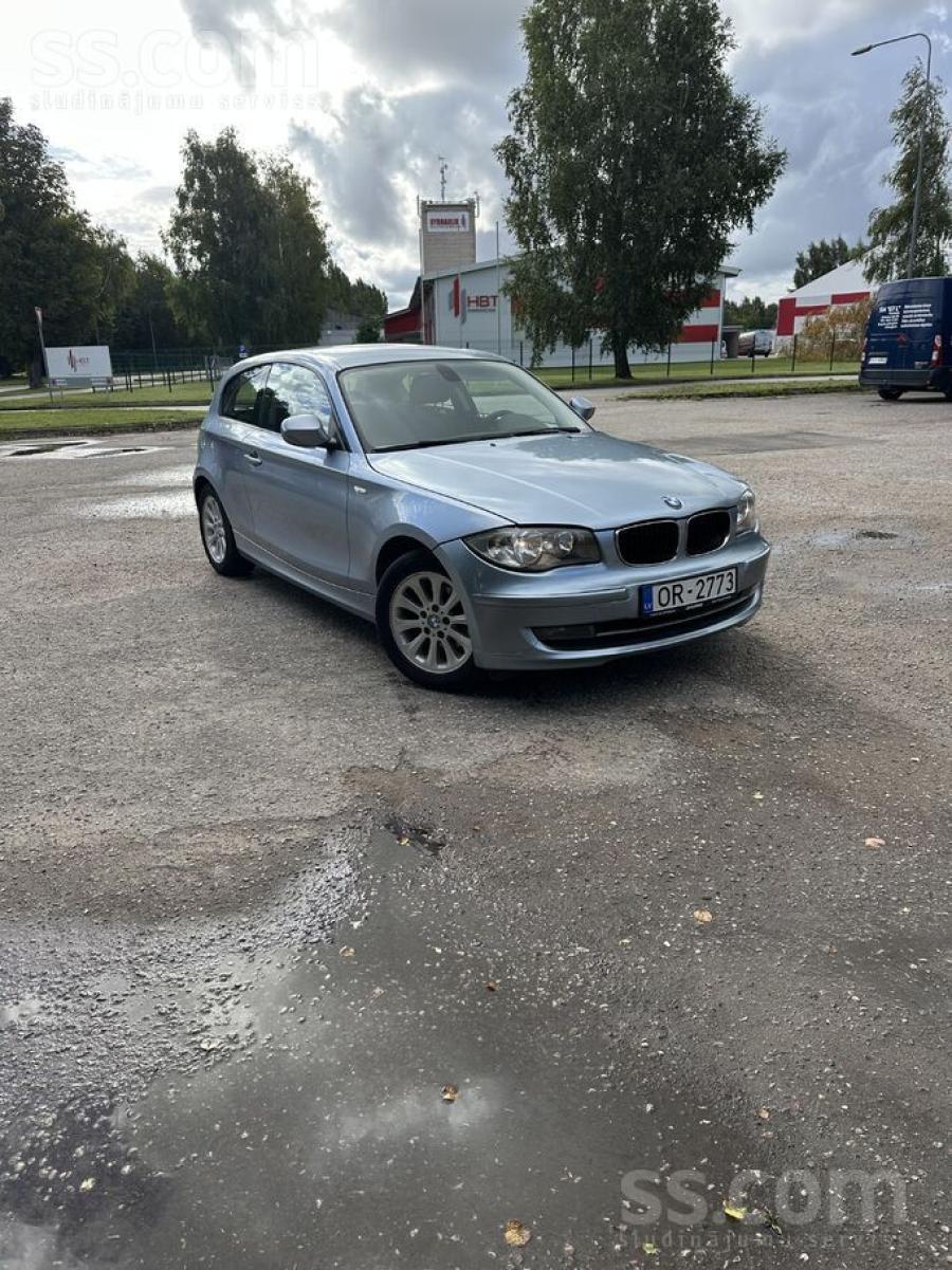 Zils BMW 116 2011 Ventspils, ar dzinēja tilpumu 2.00 L un nobraukumu 195 tūkst. km par 3000 €, foto 1 vietnē AUTOMOTO.COM.LV