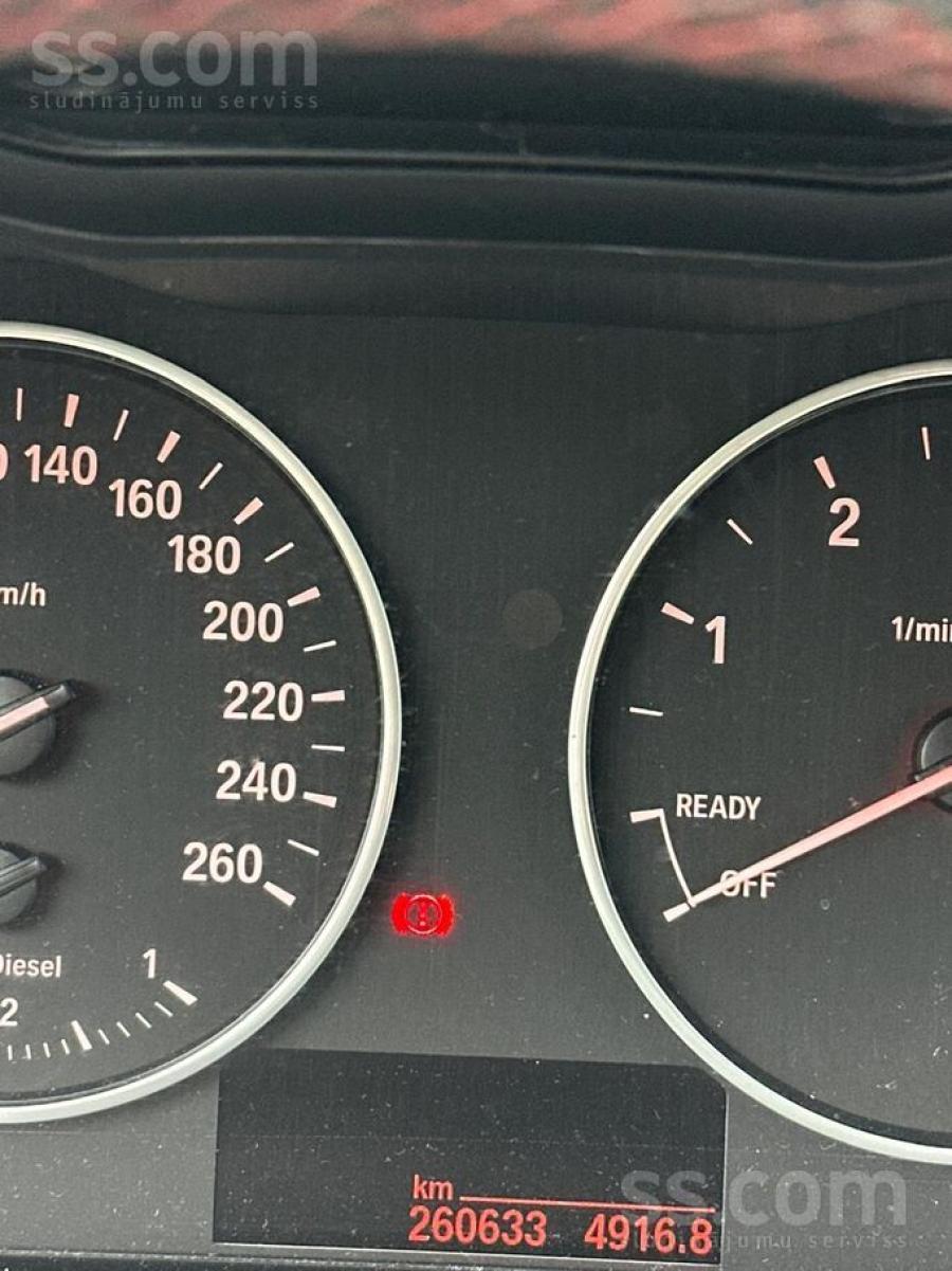 Blue BMW 116 2012 in Riga, with an engine capacity of 2.00 L and mileage of 261 thousand km for 4800 €, photo 4 on AUTOMOTO.COM.LV
