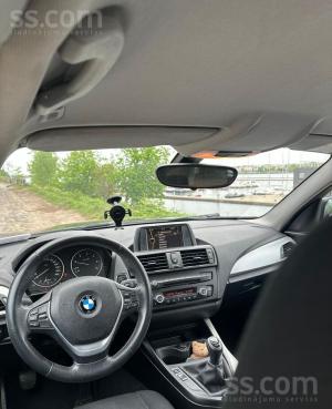 Blue BMW 116 2012 in Riga, with an engine capacity of 2.00 L and mileage of 261 thousand km for 4800 €, photo 8 on AUTOMOTO.COM.LV