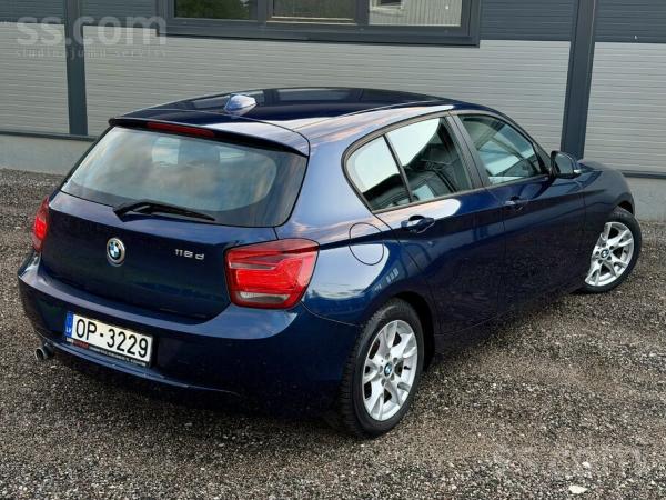 Blue BMW 116 2012 in Cesis, with an engine capacity of 2.00 L and mileage of 260 thousand km for 5200 €, photo 5 on AUTOMOTO.COM.LV
