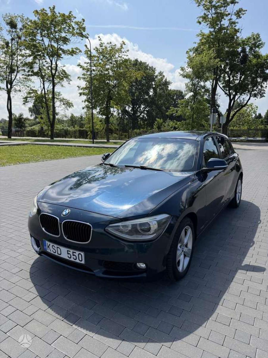 Blue BMW 116 2012 in Kaunas, with an engine capacity of 1.60 L and mileage of 245 thousand km for 4450 €, photo 4 on AUTOMOTO.COM.LV