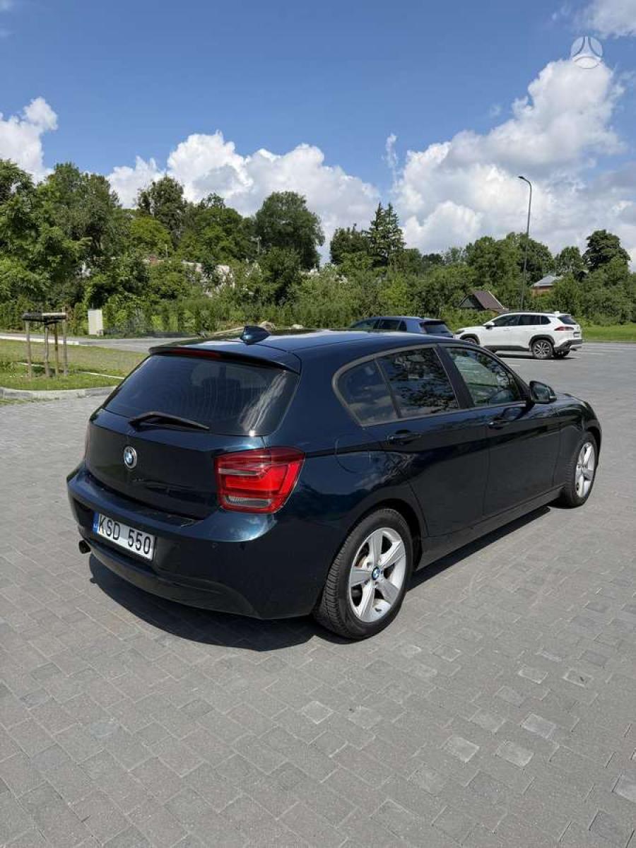 Blue BMW 116 2012 in Kaunas, with an engine capacity of 1.60 L and mileage of 245 thousand km for 4450 €, photo 9 on AUTOMOTO.COM.LV