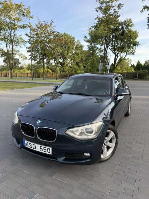 Zils BMW 116 2012 Kauņa, ar dzinēja tilpumu 1.60 L un nobraukumu 265 tūkst. km par 3999 €, foto  vietnē AUTOMOTO.COM.LV