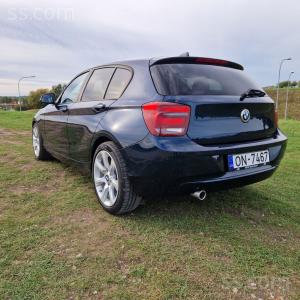 Zils BMW 116 2013 Daugavpils, ar dzinēja tilpumu 2.00 L un nobraukumu 274 tūkst. km par 7950 €, foto 6 vietnē AUTOMOTO.COM.LV