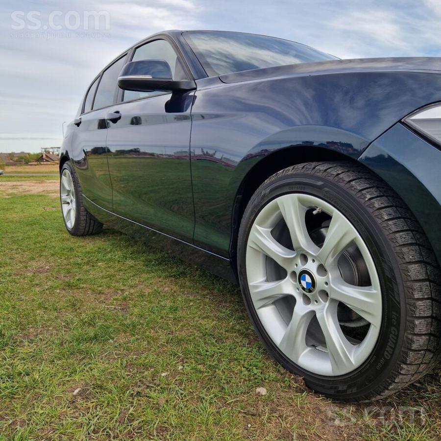 Zils BMW 116 2013 Daugavpils, ar dzinēja tilpumu 2.00 L un nobraukumu 274 tūkst. km par 7950 €, foto 10 vietnē AUTOMOTO.COM.LV