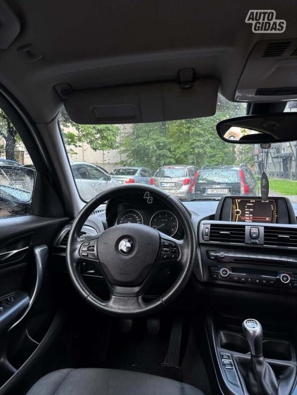 Blue BMW 116 2014 in Vilnius, with an engine capacity of 1.40 L and mileage of 250 thousand km for 5800 €, photo 9 on AUTOMOTO.COM.LV