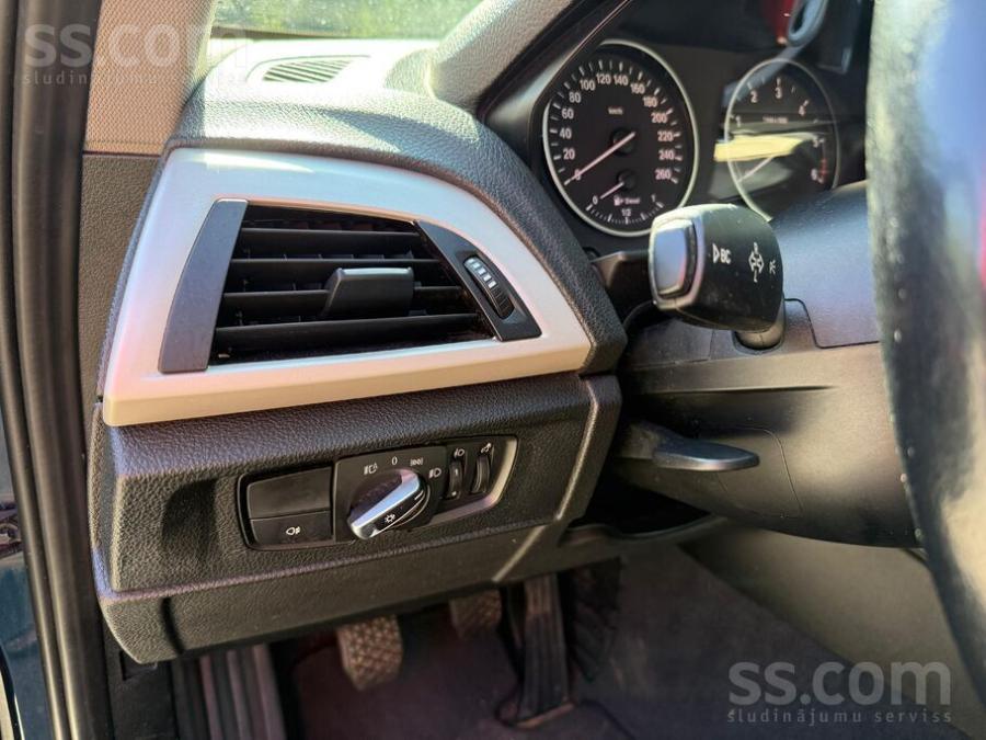 Blue BMW 116 2015 in Riga, with an engine capacity of 1.60 L and mileage of 259 thousand km for 5900 €, photo 13 on AUTOMOTO.COM.LV