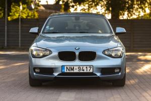 Blue BMW 116 2015 in Riga, with an engine capacity of 1.60 L and mileage of 179 thousand km for 7990 €, photo 6 on AUTOMOTO.COM.LV