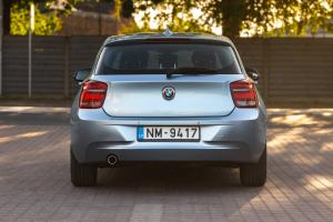 Blue BMW 116 2015 in Riga, with an engine capacity of 1.60 L and mileage of 179 thousand km for 7990 €, photo 7 on AUTOMOTO.COM.LV
