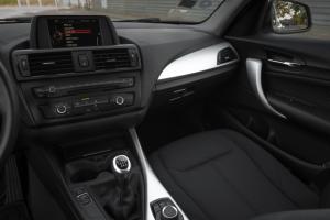 Blue BMW 116 2015 in Riga, with an engine capacity of 1.60 L and mileage of 179 thousand km for 7990 €, photo 14 on AUTOMOTO.COM.LV