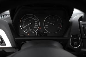Blue BMW 116 2015 in Riga, with an engine capacity of 1.60 L and mileage of 179 thousand km for 7990 €, photo 15 on AUTOMOTO.COM.LV