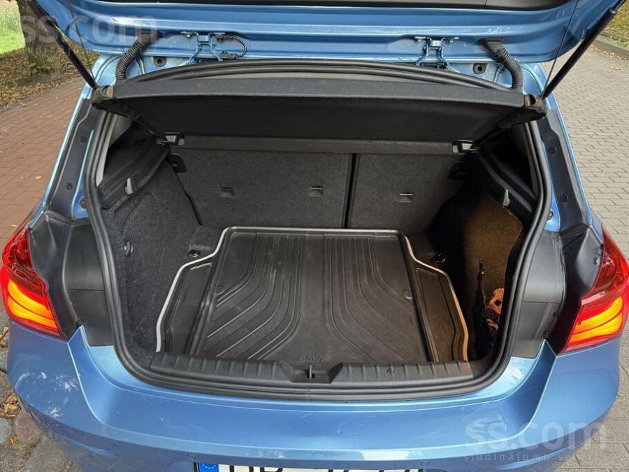 Blue BMW 116 2017 in Bauska, with an engine capacity of 1.50 L and mileage of 185 thousand km for 9950 €, photo 19 on AUTOMOTO.COM.LV
