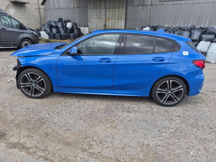 Zils BMW 116 2022 Tauragė, ar dzinēja tilpumu 1.50 L un nobraukumu 89 tūkst. km par 11500 €, foto 4 vietnē AUTOMOTO.COM.LV