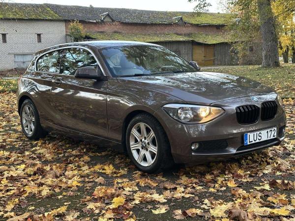 Brown BMW 116 2012 in Siauliai, with an engine capacity of 1.60 L and mileage of 238 thousand km for 5900 €, photo 3 on AUTOMOTO.COM.LV