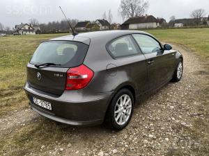 Brown BMW 116 2009 in Valmiera, with an engine capacity of 2.00 L and mileage of 279 thousand km for 2650 €, photo 5 on AUTOMOTO.COM.LV