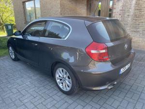 Brown BMW 116 2009 in Kaunas, with an engine capacity of 2.00 L and mileage of 276 thousand km for 2990 €, photo 9 on AUTOMOTO.COM.LV