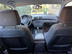 Brown BMW 116 2009 in Kaunas, with an engine capacity of 2.00 L and mileage of 276 thousand km for 2990 €, photo 10 on AUTOMOTO.COM.LV