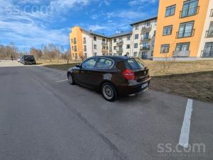 Brūns BMW 116 2010 Rīga, ar dzinēja tilpumu 2.00 L un nobraukumu 252 tūkst. km par 1890 €, foto 8 vietnē AUTOMOTO.COM.LV