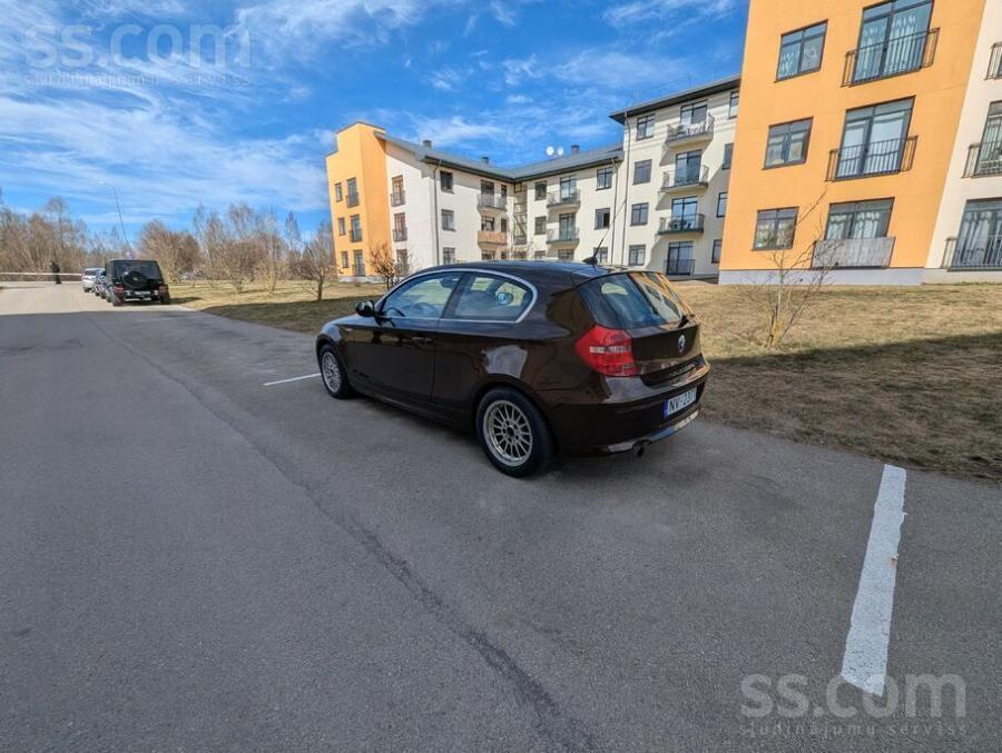 Brūns BMW 116 2010 Rīga, ar dzinēja tilpumu 2.00 L un nobraukumu 252 tūkst. km par 1890 €, foto 8 vietnē AUTOMOTO.COM.LV