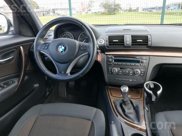 БМВ 116 2011 в Салдус на AUTOMOTO.COM.LV Коричневый БМВ 116 2011 в Салдус, объемом двигателя 2.00 л и пробегом 297 тыс. км за 4990 €, фото 8 на AUTOMOTO.COM.LV