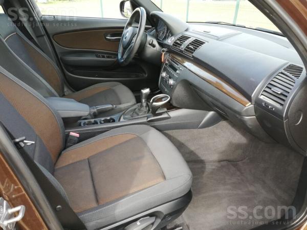 БМВ 116 2011 в Салдус на AUTOMOTO.COM.LV Коричневый БМВ 116 2011 в Салдус, объемом двигателя 2.00 л и пробегом 297 тыс. км за 4990 €, фото 10 на AUTOMOTO.COM.LV
