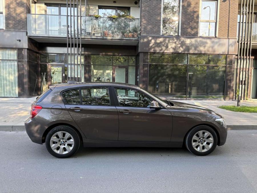 Brūns BMW 116 2012 Viļņa, ar dzinēja tilpumu 2.00 L un nobraukumu 225 tūkst. km par 4900 €, foto 5 vietnē AUTOMOTO.COM.LV