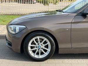 Brūns BMW 116 2012 Rīga, ar dzinēja tilpumu 1.60 L un nobraukumu 184 tūkst. km par 6350 €, foto 11 vietnē AUTOMOTO.COM.LV
