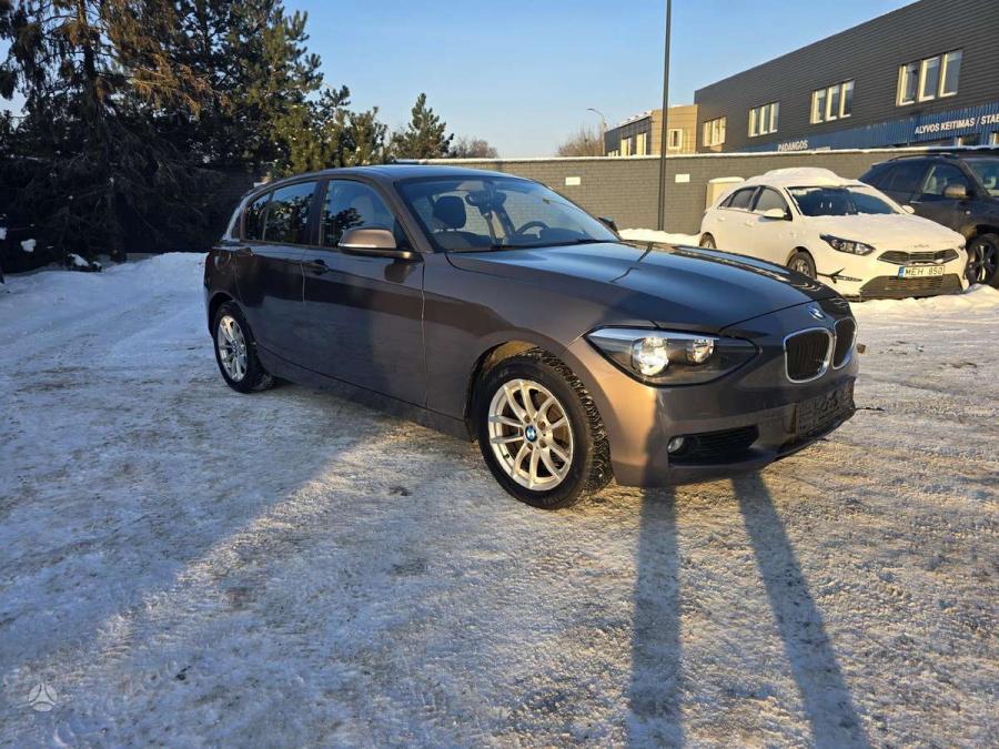 Brown BMW 116 2014 in Kaunas, with an engine capacity of 1.60 L and mileage of 190 thousand km for 5750 €, photo 8 on AUTOMOTO.COM.LV
