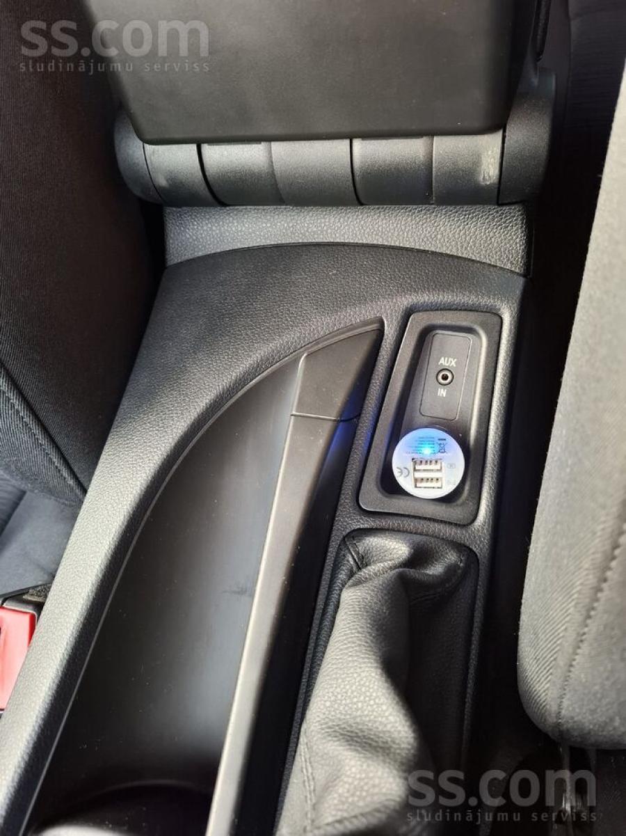 BMW 116 2009 in Jelgava, with an engine capacity of 2.00 L and mileage of 170 thousand km for 3290 €, photo 10 on AUTOMOTO.COM.LV
