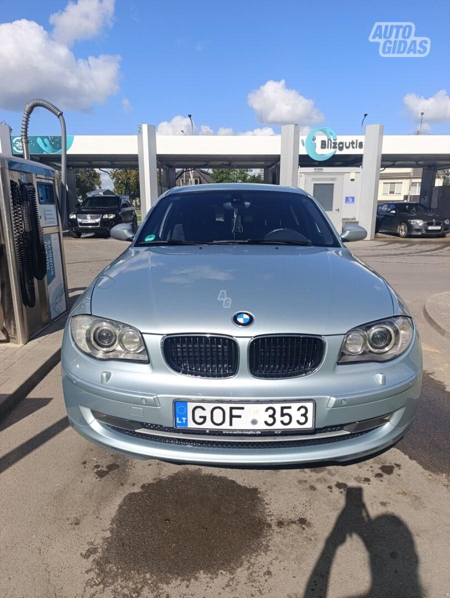 Green BMW 116 2008 in Siauliai, with an engine capacity of 1.60 L and mileage of 273 thousand km for 3000 €, photo 1 on AUTOMOTO.COM.LV