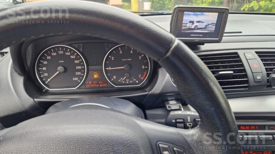 Pelēks BMW 116 2010 Jelgava, ar dzinēja tilpumu 2.00 L un nobraukumu 288 tūkst. km par 2950 €, foto 6 vietnē AUTOMOTO.COM.LV
