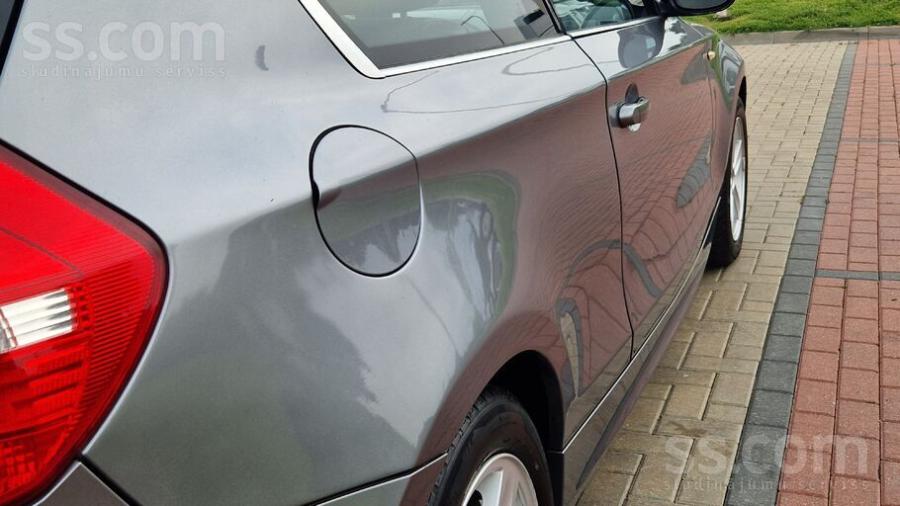 Pelēks BMW 116 2010 Jelgava, ar dzinēja tilpumu 2.00 L un nobraukumu 288 tūkst. km par 2950 €, foto 20 vietnē AUTOMOTO.COM.LV