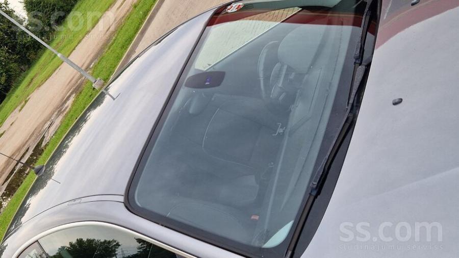Pelēks BMW 116 2010 Jelgava, ar dzinēja tilpumu 2.00 L un nobraukumu 288 tūkst. km par 2950 €, foto 23 vietnē AUTOMOTO.COM.LV