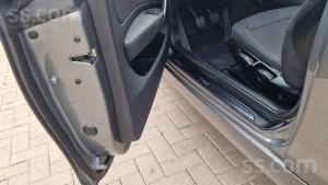 Pelēks BMW 116 2010 Jelgava, ar dzinēja tilpumu 2.00 L un nobraukumu 288 tūkst. km par 2950 €, foto 32 vietnē AUTOMOTO.COM.LV