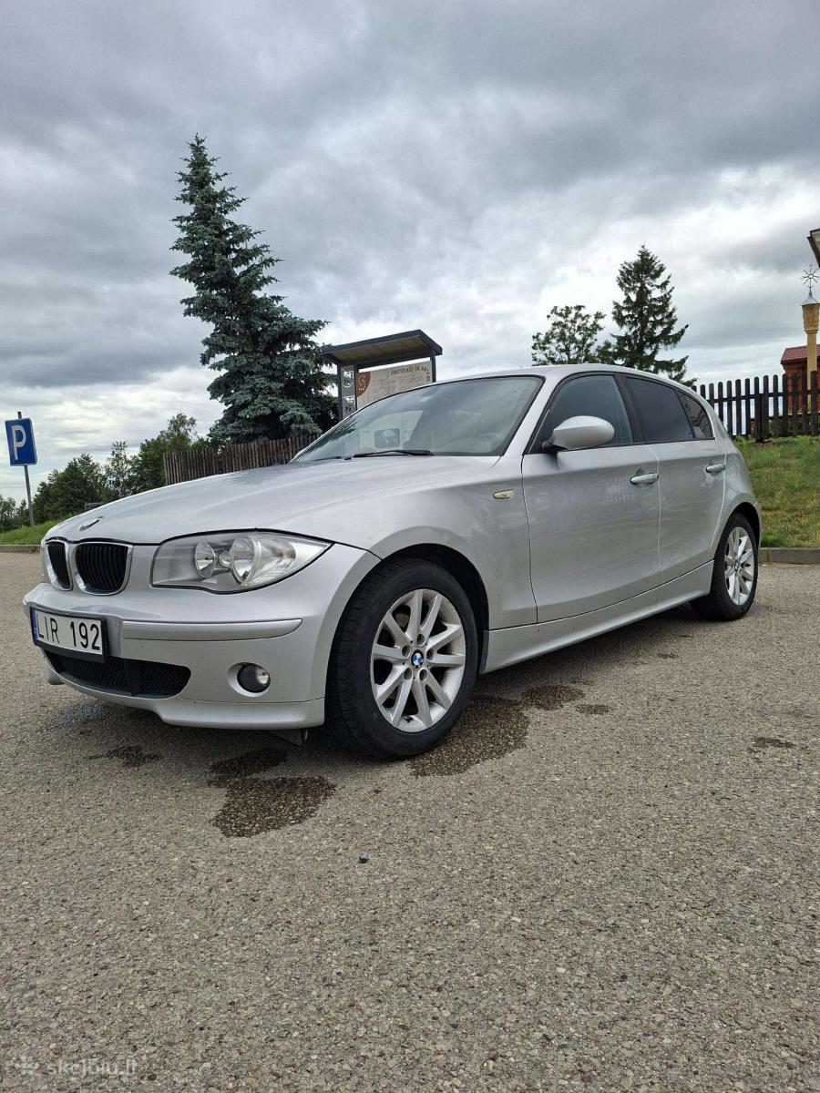 Grey BMW 116 2004 in Siauliai, with an engine capacity of 1.60 L and mileage of 261 thousand km for 2100 €, photo 1 on AUTOMOTO.COM.LV